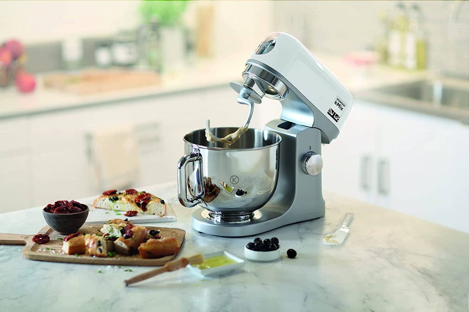 Robot pâtissier 1200 watts : Comparatif et Avis des robots 2026